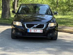 Melns Volvo V50 2008 Rīga, ar dzinēja tilpumu 2.00 L un nobraukumu 26 tūkst. km par 1500 €, foto 4 vietnē AUTOMOTO.COM.LV