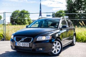 Черный Вольво В50 2008 в Рига, объемом двигателя 2.00 л и пробегом 417 тыс. км за 2790 €, фото  на AUTOMOTO.COM.LV