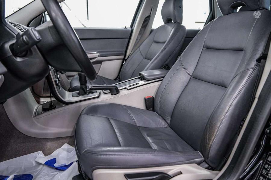 Melns Volvo V50 2008 Kauņa, ar dzinēja tilpumu 1.60 L un nobraukumu 358 tūkst. km par 3390 €, foto 7 vietnē AUTOMOTO.COM.LV