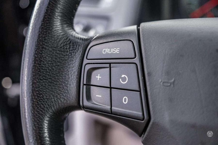 Melns Volvo V50 2008 Kauņa, ar dzinēja tilpumu 1.60 L un nobraukumu 358 tūkst. km par 3390 €, foto 14 vietnē AUTOMOTO.COM.LV