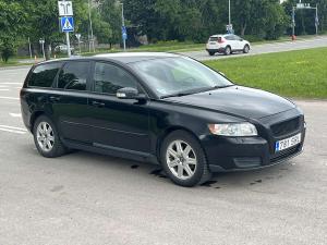 Melns Volvo V50 2008 Narva, ar dzinēja tilpumu 1.60 L un nobraukumu 316 tūkst. km par 699 €, foto 3 vietnē AUTOMOTO.COM.LV