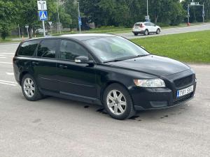 Melns Volvo V50 2008 Narva, ar dzinēja tilpumu 1.60 L un nobraukumu 316 tūkst. km par 699 €, foto 13 vietnē AUTOMOTO.COM.LV