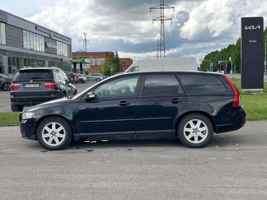 Melns Volvo V50 2008 Narva, ar dzinēja tilpumu 1.60 L un nobraukumu 316 tūkst. km par 699 €, foto 15 vietnē AUTOMOTO.COM.LV
