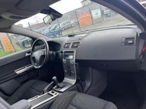 Melns Volvo V50 2008 Narva, ar dzinēja tilpumu 1.60 L un nobraukumu 316 tūkst. km par 699 €, foto 21 vietnē AUTOMOTO.COM.LV