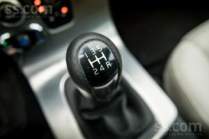 Black Volvo V50 2008 in Riga, with an engine capacity of 1.60 L and mileage of 253 thousand km for 3490 €, photo 18 on AUTOMOTO.COM.LV