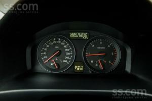 Black Volvo V50 2008 in Riga, with an engine capacity of 1.60 L and mileage of 253 thousand km for 3490 €, photo 21 on AUTOMOTO.COM.LV