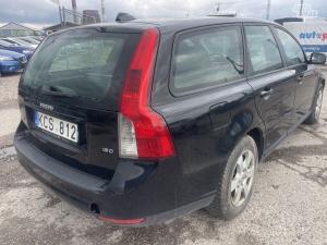 Черный Вольво В50 2008 в Клайпеда, объемом двигателя 1.60 л и пробегом 228 тыс. км за 1300 €, фото 6 на AUTOMOTO.COM.LV