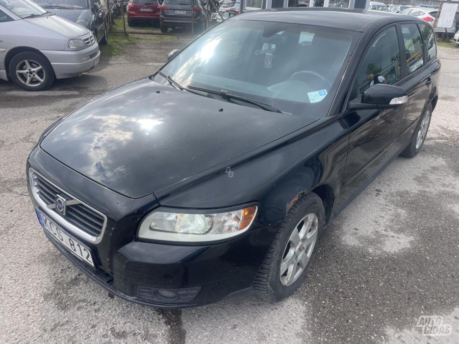 Черный Вольво В50 2008 в Клайпеда, объемом двигателя 1.60 л и пробегом 228 тыс. км за 1300 €, фото 7 на AUTOMOTO.COM.LV