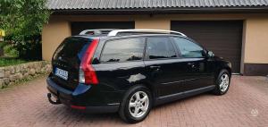Melns Volvo V50 2008 Viļņa, ar dzinēja tilpumu 1.56 L un nobraukumu 234 tūkst. km par 3250 €, foto 7 vietnē AUTOMOTO.COM.LV