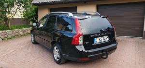 Melns Volvo V50 2008 Viļņa, ar dzinēja tilpumu 1.56 L un nobraukumu 234 tūkst. km par 3250 €, foto 9 vietnē AUTOMOTO.COM.LV