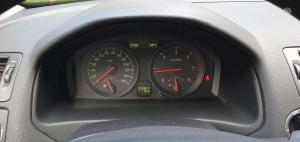 Melns Volvo V50 2008 Viļņa, ar dzinēja tilpumu 1.56 L un nobraukumu 234 tūkst. km par 3250 €, foto 23 vietnē AUTOMOTO.COM.LV