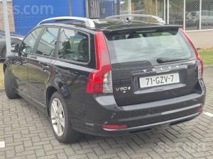 Melns Volvo V50 2008 Rīga, ar dzinēja tilpumu 1.60 L un nobraukumu 0 tūkst. km par 1990 €, foto 12 vietnē AUTOMOTO.COM.LV