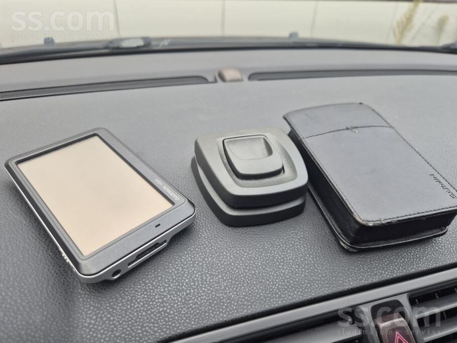 Melns Volvo V50 2008 Rīga, ar dzinēja tilpumu 1.60 L un nobraukumu 0 tūkst. km par 1990 €, foto 16 vietnē AUTOMOTO.COM.LV