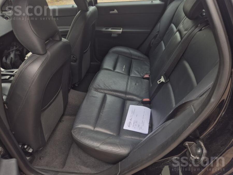 Melns Volvo V50 2008 Rīga, ar dzinēja tilpumu 1.60 L un nobraukumu 0 tūkst. km par 1990 €, foto 19 vietnē AUTOMOTO.COM.LV