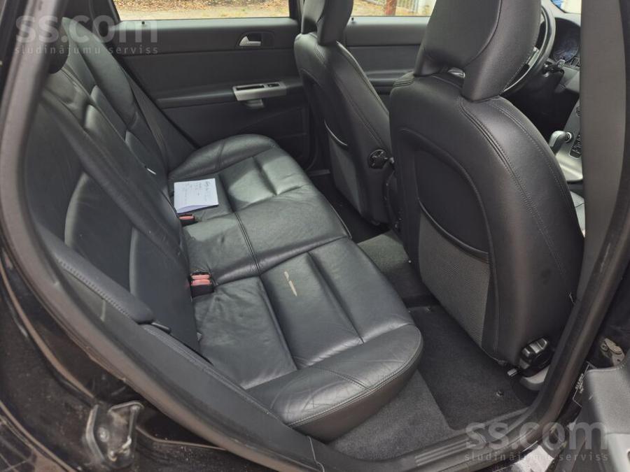 Melns Volvo V50 2008 Rīga, ar dzinēja tilpumu 1.60 L un nobraukumu 0 tūkst. km par 1990 €, foto 20 vietnē AUTOMOTO.COM.LV