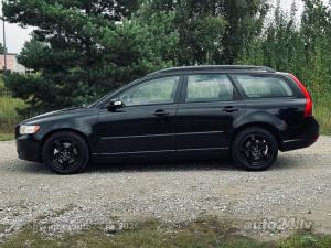 Черный Вольво В50 2008 в Таллин, объемом двигателя 2.00 л и пробегом 234 тыс. км за 3590 €, фото 6 на AUTOMOTO.COM.LV