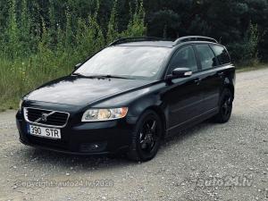 Черный Вольво В50 2008 в Таллин, объемом двигателя 2.00 л и пробегом 234 тыс. км за 3590 €, фото 7 на AUTOMOTO.COM.LV