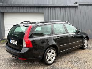 Черный Вольво В50 2008 в Рапла, объемом двигателя 1.60 л и пробегом 0 тыс. км за 1250 €, фото 7 на AUTOMOTO.COM.LV