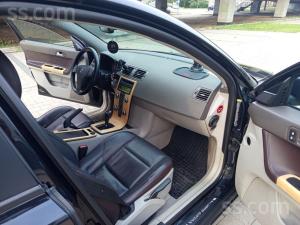 Black Volvo V50 2008 in Riga, with an engine capacity of 2.00 L and mileage of 222 thousand km for 2800 €, photo 14 on AUTOMOTO.COM.LV