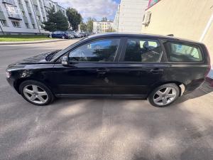Melns Volvo V50 2008 Naujoji Akmenė, ar dzinēja tilpumu 1.60 L un nobraukumu 317 tūkst. km par 1900 €, foto 4 vietnē AUTOMOTO.COM.LV