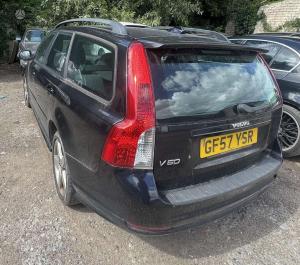 Melns Volvo V50 2008 Kauņa, ar dzinēja tilpumu 1.80 L un nobraukumu 225 tūkst. km par 1150 €, foto 6 vietnē AUTOMOTO.COM.LV