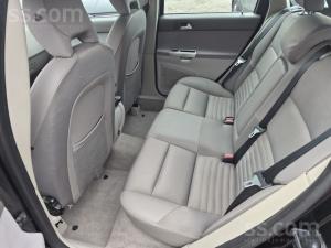 Melns Volvo V50 2008 Daugavpils, ar dzinēja tilpumu 2.00 L un nobraukumu 0 tūkst. km par 2550 €, foto 16 vietnē AUTOMOTO.COM.LV