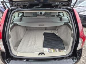 Melns Volvo V50 2008 Daugavpils, ar dzinēja tilpumu 2.00 L un nobraukumu 0 tūkst. km par 2550 €, foto 18 vietnē AUTOMOTO.COM.LV