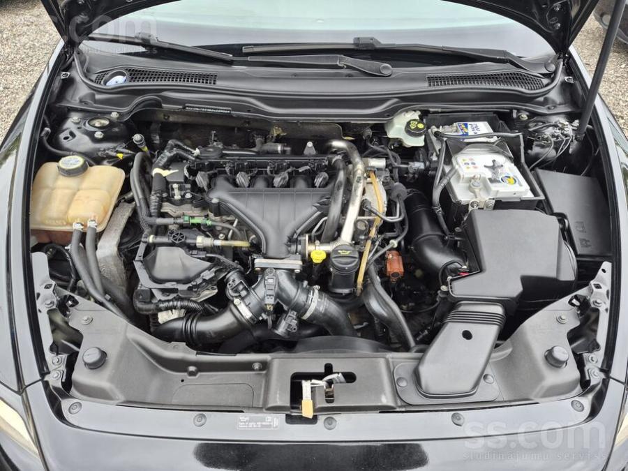 Melns Volvo V50 2008 Daugavpils, ar dzinēja tilpumu 2.00 L un nobraukumu 0 tūkst. km par 2550 €, foto 19 vietnē AUTOMOTO.COM.LV