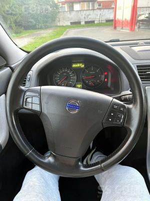 Melns Volvo V50 2008 Rīga, ar dzinēja tilpumu 2.40 L un nobraukumu 300 tūkst. km par 2999 €, foto 21 vietnē AUTOMOTO.COM.LV