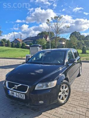 Melns Volvo V50 2008 Rēzekne, ar dzinēja tilpumu 2.00 L un nobraukumu 431 tūkst. km par 1500 €, foto 5 vietnē AUTOMOTO.COM.LV