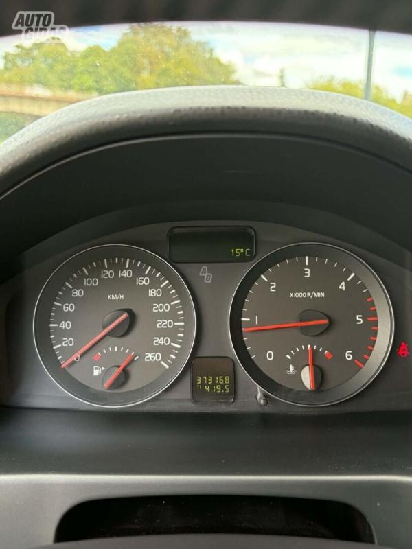 Black Volvo V50 2008 in Kaunas, with an engine capacity of 1.60 L and mileage of 373 thousand km for 2100 €, photo 7 on AUTOMOTO.COM.LV