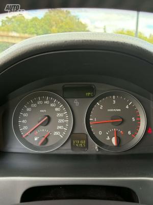 Melns Volvo V50 2008 Kauņa, ar dzinēja tilpumu 1.60 L un nobraukumu 373 tūkst. km par 2300 €, foto 7 vietnē AUTOMOTO.COM.LV