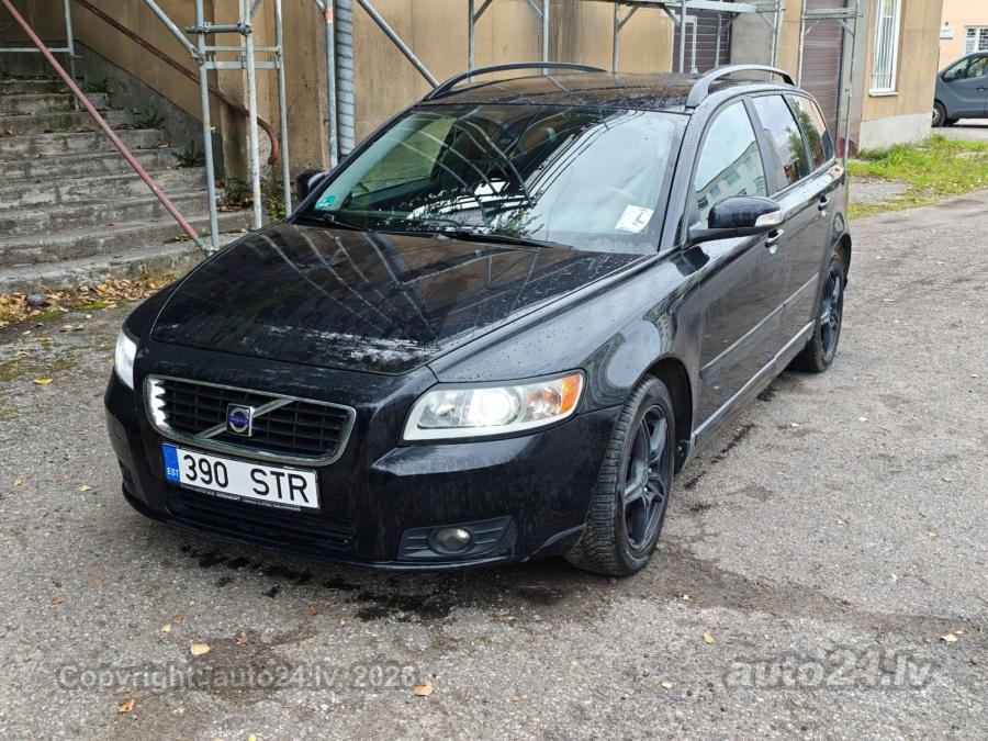 Черный Вольво В50 2008 в Таллин, объемом двигателя 2.00 л и пробегом 236 тыс. км за 4899 €, фото 3 на AUTOMOTO.COM.LV