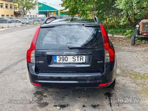 Черный Вольво В50 2008 в Таллин, объемом двигателя 2.00 л и пробегом 236 тыс. км за 4899 €, фото 6 на AUTOMOTO.COM.LV