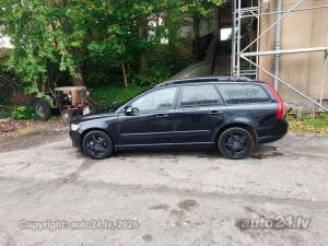 Черный Вольво В50 2008 в Таллин, объемом двигателя 2.00 л и пробегом 236 тыс. км за 4899 €, фото 8 на AUTOMOTO.COM.LV