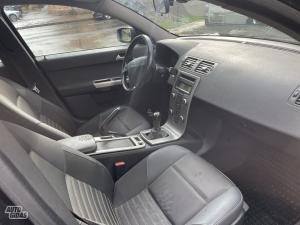 Black Volvo V50 2008 in Vilnius, with an engine capacity of 2.00 L and mileage of 0 thousand km for 1750 €, photo 24 on AUTOMOTO.COM.LV
