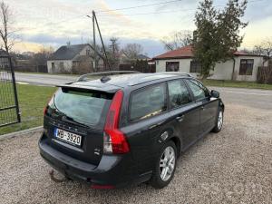 Melns Volvo V50 2009 Ventspils, ar dzinēja tilpumu 1.60 L un nobraukumu 273 tūkst. km par 2950 €, foto 4 vietnē AUTOMOTO.COM.LV