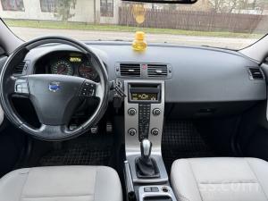 Melns Volvo V50 2009 Ventspils, ar dzinēja tilpumu 1.60 L un nobraukumu 273 tūkst. km par 2950 €, foto 15 vietnē AUTOMOTO.COM.LV