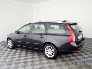 Black Volvo V50 2009 in Tallinn, with an engine capacity of 2.00 L and mileage of 261 thousand km for 1599 €, photo 4 on AUTOMOTO.COM.LV
