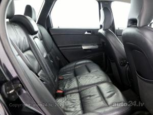 Black Volvo V50 2009 in Tallinn, with an engine capacity of 2.00 L and mileage of 261 thousand km for 1599 €, photo 7 on AUTOMOTO.COM.LV