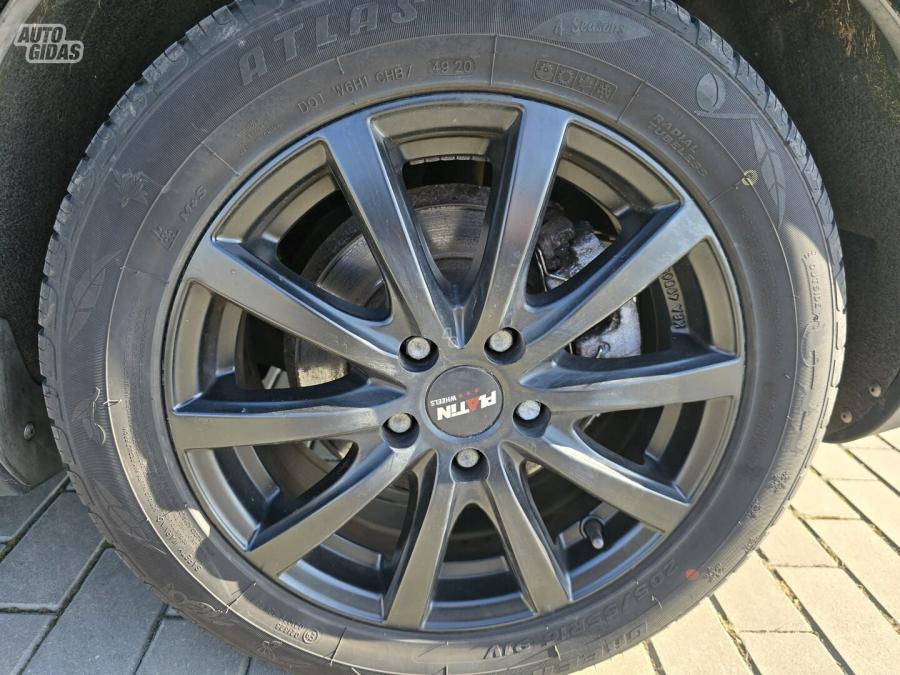 Melns Volvo V50 2009 Marijampole, ar dzinēja tilpumu 1.60 L un nobraukumu 277 tūkst. km par 2500 €, foto 17 vietnē AUTOMOTO.COM.LV
