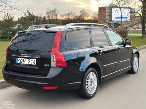Black Volvo V50 2009 in Kaunas, with an engine capacity of 2.00 L and mileage of 247 thousand km for 3500 €, photo 5 on AUTOMOTO.COM.LV