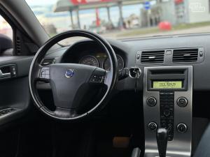 Black Volvo V50 2009 in Kaunas, with an engine capacity of 2.00 L and mileage of 247 thousand km for 3500 €, photo 8 on AUTOMOTO.COM.LV