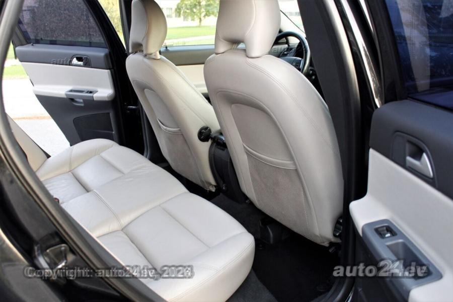 Melns Volvo V50 2009 Tartu, ar dzinēja tilpumu 1.60 L un nobraukumu 248 tūkst. km par 2800 €, foto 4 vietnē AUTOMOTO.COM.LV