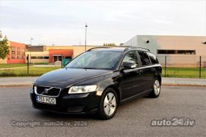 Melns Volvo V50 2009 Tartu, ar dzinēja tilpumu 1.60 L un nobraukumu 248 tūkst. km par 2800 €, foto 5 vietnē AUTOMOTO.COM.LV