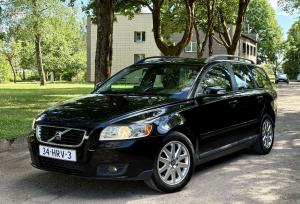 Черный Вольво В50 2009 в Таураге, объемом двигателя 1.60 л и пробегом 273 тыс. км за 2700 €, фото 8 на AUTOMOTO.COM.LV
