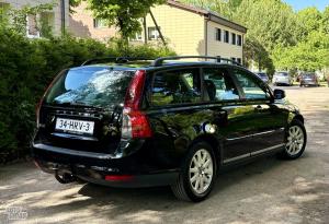 Черный Вольво В50 2009 в Таураге, объемом двигателя 1.60 л и пробегом 273 тыс. км за 2700 €, фото 9 на AUTOMOTO.COM.LV