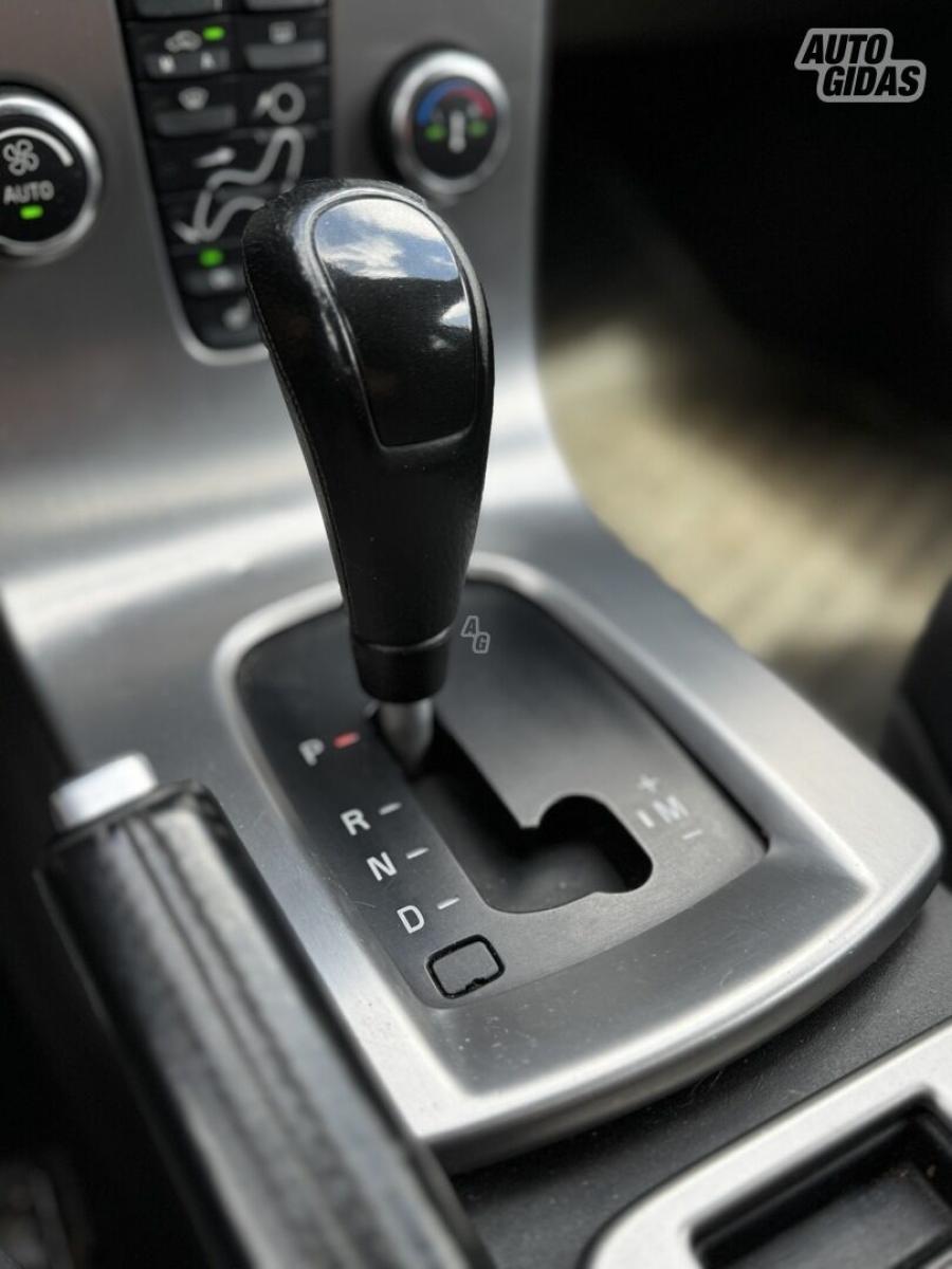 Melns Volvo V50 2009 Klaipėda, ar dzinēja tilpumu 2.40 L un nobraukumu 270 tūkst. km par 3899 €, foto 17 vietnē AUTOMOTO.COM.LV