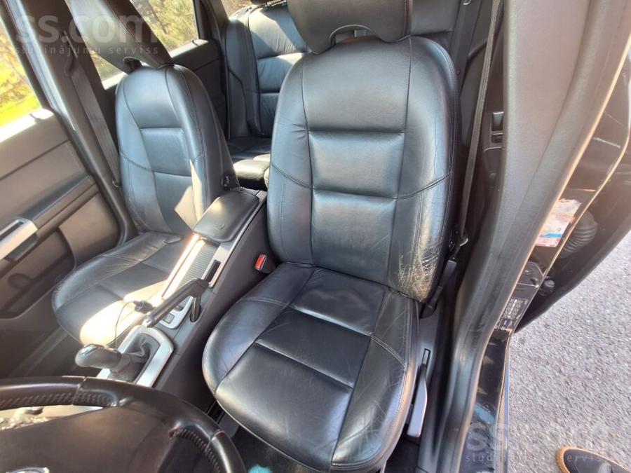 Melns Volvo V50 2009 Ventspils, ar dzinēja tilpumu 1.60 L un nobraukumu 312 tūkst. km par 2500 €, foto 4 vietnē AUTOMOTO.COM.LV