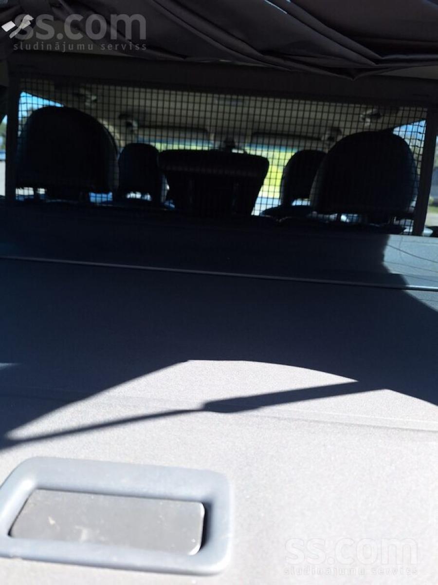 Melns Volvo V50 2009 Ventspils, ar dzinēja tilpumu 1.60 L un nobraukumu 312 tūkst. km par 2500 €, foto 7 vietnē AUTOMOTO.COM.LV
